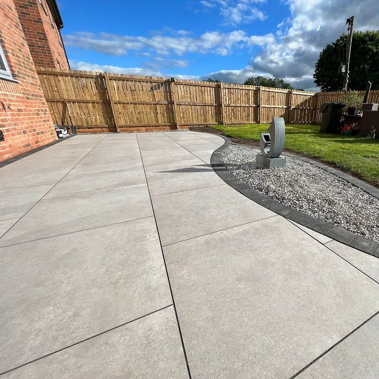 Ferro Light Grey Outdoor Porcelain Paving Slabs - 800x800x20
